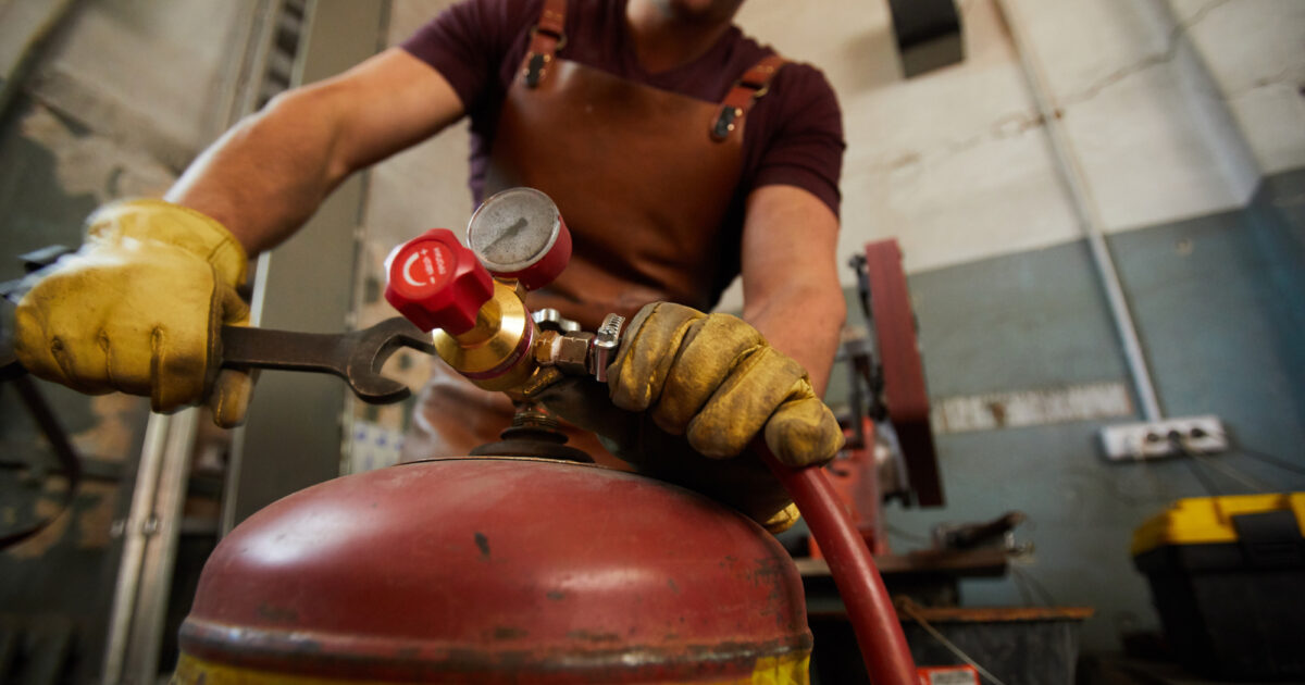 Compressed Air: Identifying, Analyzing, &… | Focus on Energy